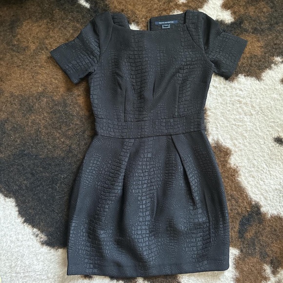 French Connection | Dresses | Textured Cap Sleeve Lbd | Poshmark